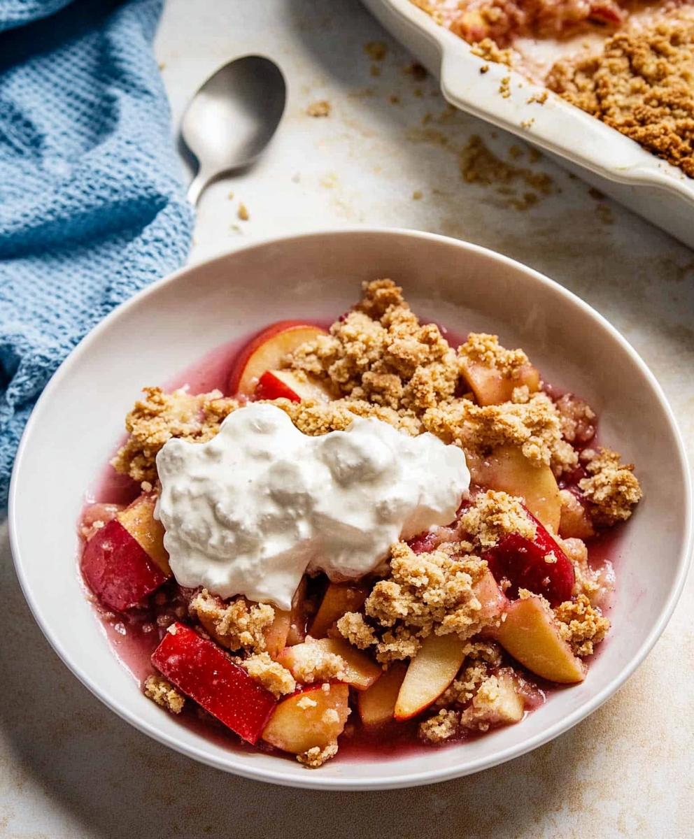 Apple And Rhubarb Crumble Recipe - tastycookingtips.com
