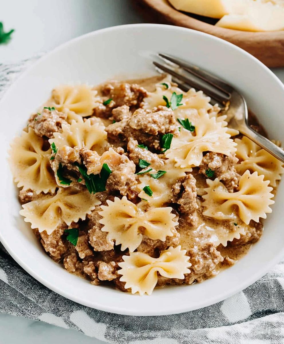 Creamy Beef And Bowtie Pasta Recipe - tastycookingtips.com